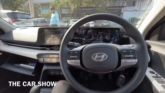 Hyundai Verna mid-spec S variant reaches dealerships in India - CarWale