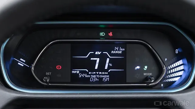 Tiago EV XZ Plus Tech LUX Long Range on road Price | Tata Tiago EV XZ ...
