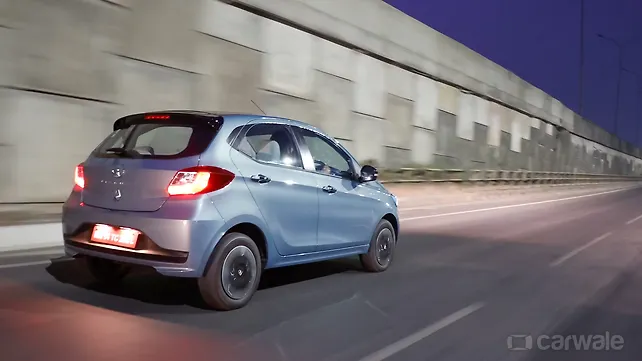 Tiago EV XE Medium Range on road Price | Tata Tiago EV XE Medium Range ...