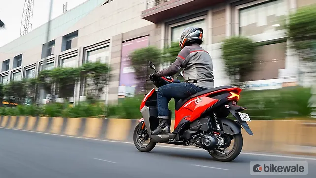 Hero Xoom Price - Mileage, Images, Colours | BikeWale