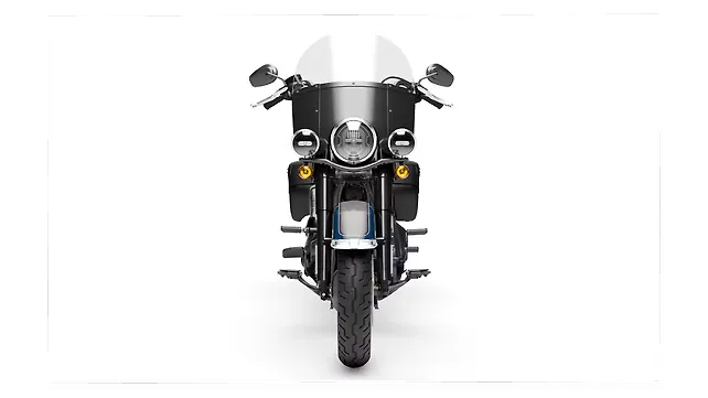 Harley-Davidson Heritage Classic Front View Image - BikeWale