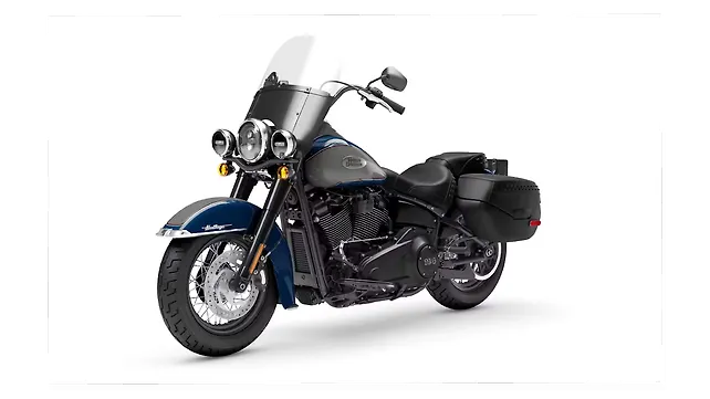 Harley-Davidson Heritage Classic Front View Image - BikeWale