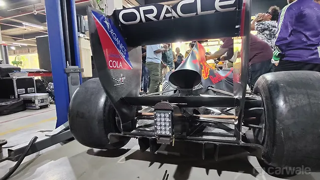 Up close and personal with the Red Bull RB7 - CarWale