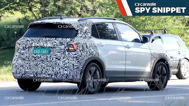 India-bound Volkswagen Taigun facelift spied testing - CarWale