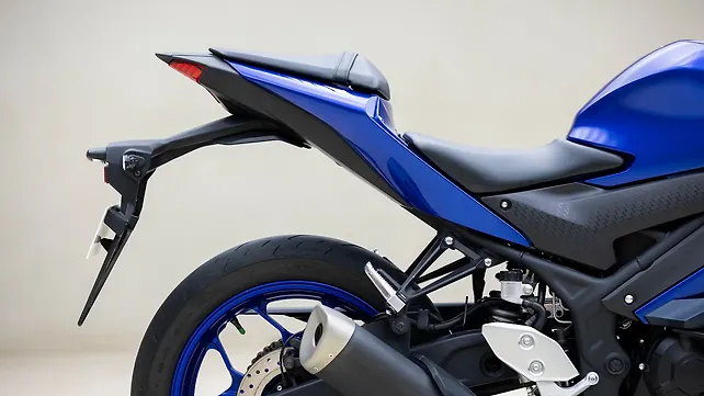 Yamaha YZF-R3 360 view - BikeWale