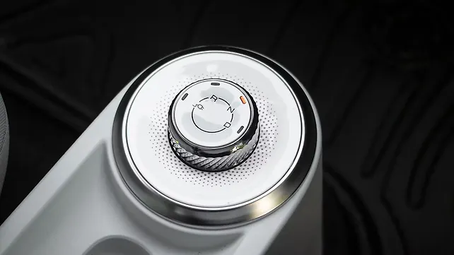 MG Comet Driven: Now in Pictures - CarWale