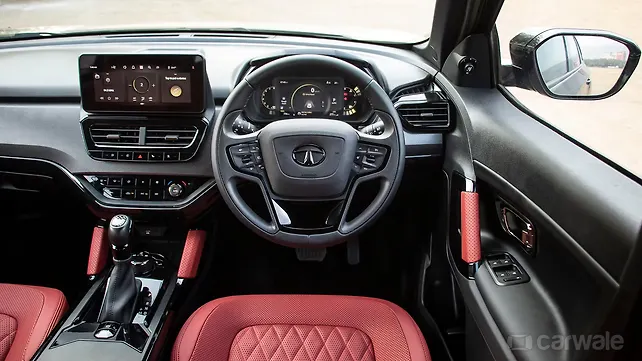 Tata Safari Red Dark Edition Review - CarWale