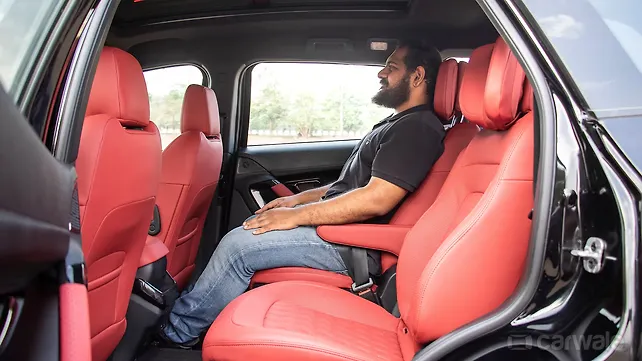 Tata Safari Red Dark Edition Review - CarWale