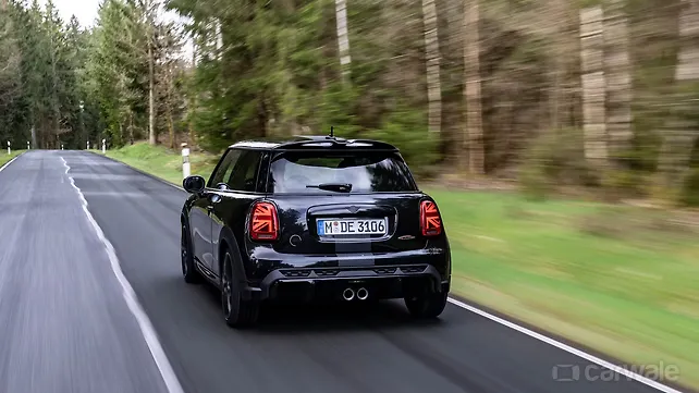 Mini Cooper JCW brings back manual in ‘1to6’ limited edition - CarWale