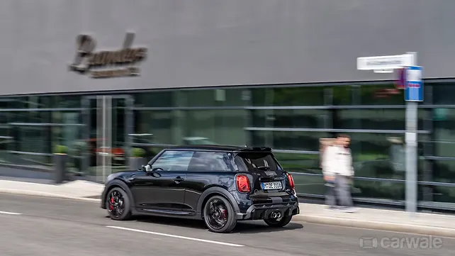 Mini Cooper JCW brings back manual in ‘1to6’ limited edition - CarWale
