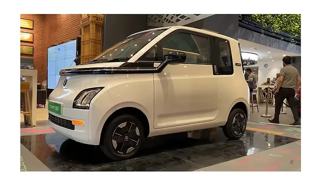 MG Comet EV base variant arrives at local dealerships - CarWale