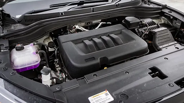 Over 78,000 open bookings of Mahindra XUV700 as on May 2023 - CarWale