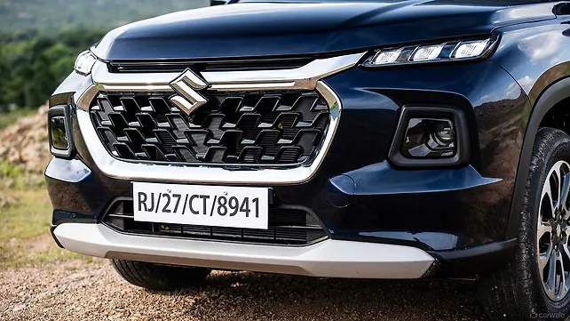 Maruti Invicto MPV grille leaked - CarWale