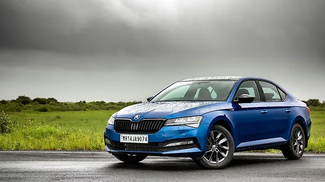 Skoda Superb delisted from website; officially discontinued? - CarWale
