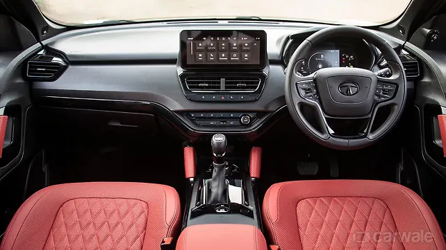 Tata Harrier Red Dark Edition Review - CarWale