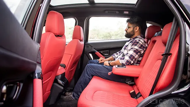 Tata Harrier Red Dark Edition Review - CarWale
