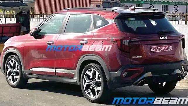 Kia Seltos facelift spied sans camouflage ahead of launch - CarWale