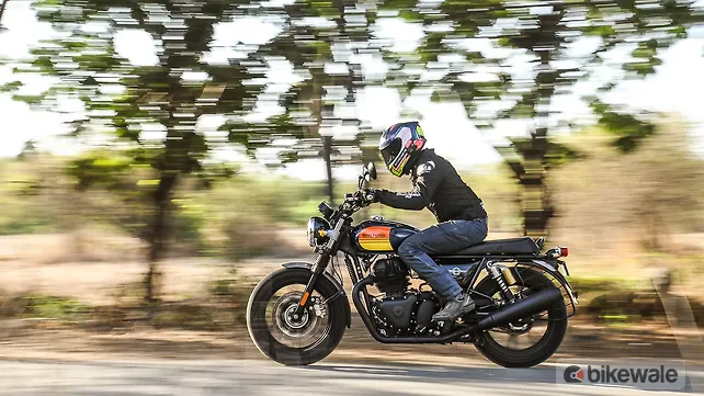 Royal Enfield Interceptor 650 Price - Mileage, Images, Colours | BikeWale