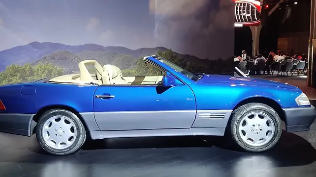 Mercedes-AMG SL 55 4MATIC+ India launched in India- Live updates - CarWale