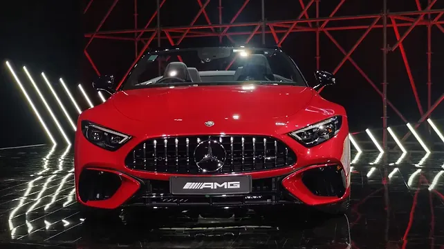 Mercedes-AMG SL55 Roadster launched in India at Rs. 2.35 crore - CarWale
