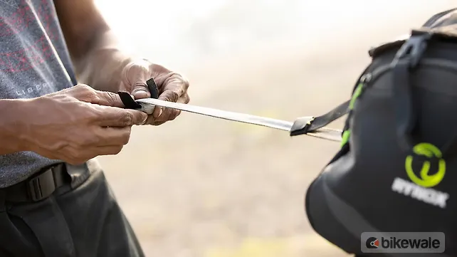 Suzuki V-Strom SX 360 view - BikeWale