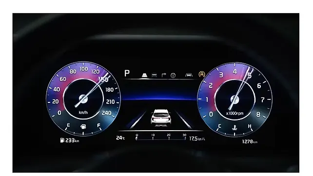 Kia Seltos facelift teased; panoramic sunroof confirmed - CarWale Kia Seltos facelift teased; panoramic sunroof confirmed - CarWale