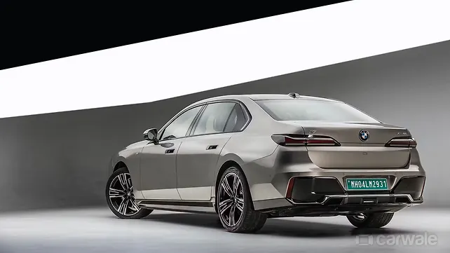 BMW i7 Price - Images, Colours & Reviews - CarWale