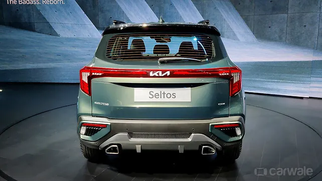 Kia Seltos Facelift First Look - CarWale