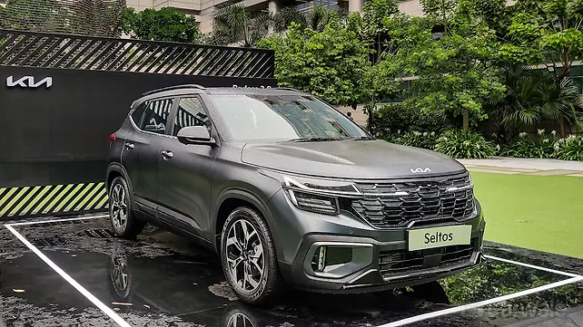 Kia Seltos Facelift First Look - CarWale