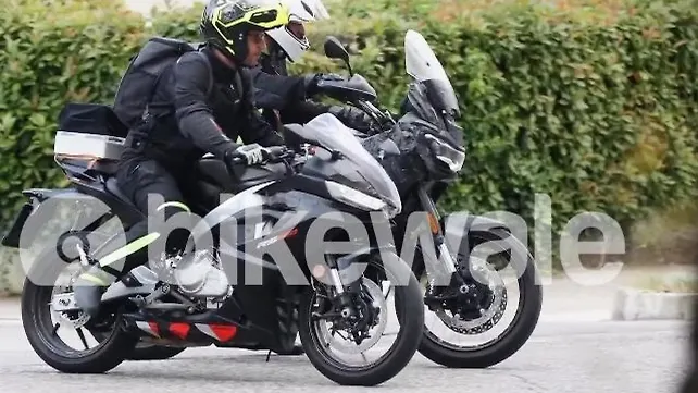 Production-ready 2024 Aprilia RS440 spotted testing! - BikeWale