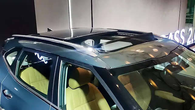 Kia Seltos facelift unveiled - Top 5 interior highlights - CarWale