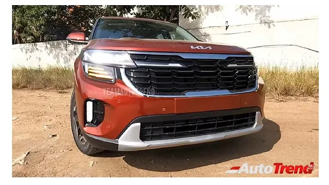 Kia Seltos facelift HTX mid-variant reaches dealerships in India - CarWale