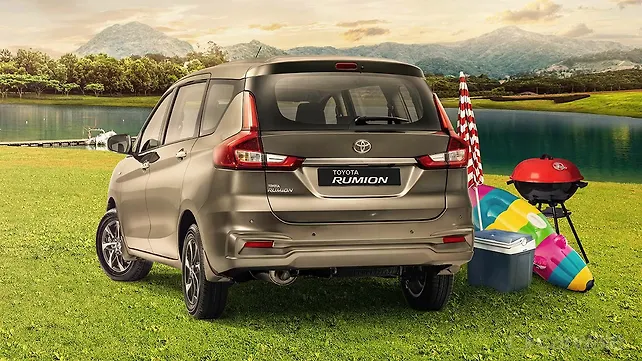 Toyota Rumion First Look - CarWale