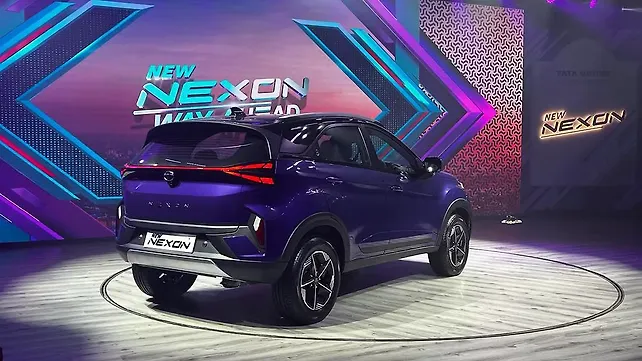 Tata Nexon facelift unveiled! - CarWale