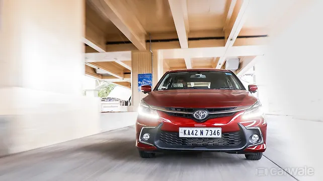 Glanza G on road Price | Toyota Glanza G Features & Specs