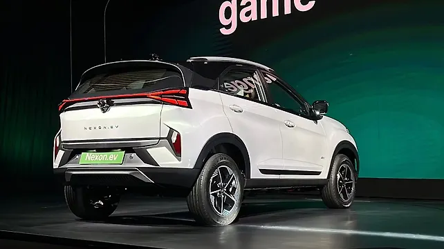 New Tata Nexon EV facelift bookings open in India | CarTrade