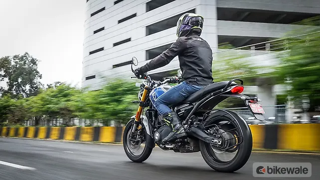 Triumph Speed 400: Road Test Review - BikeWale