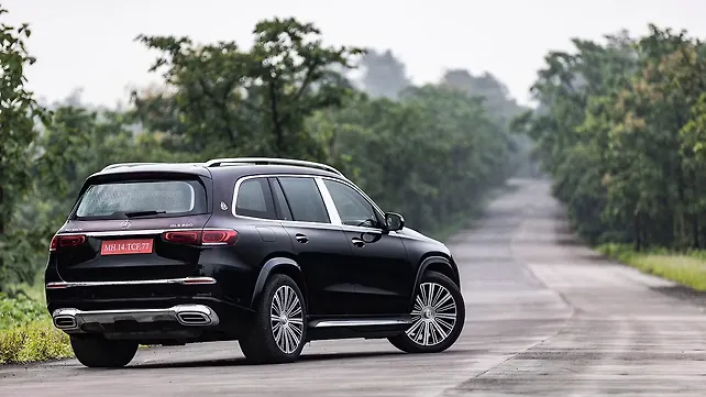 पिंक और थप्पड़ मूवी एक्ट्रेस तापसी पन्नू ने ख़रीदी मर्सिडीज़ मायबाक ...