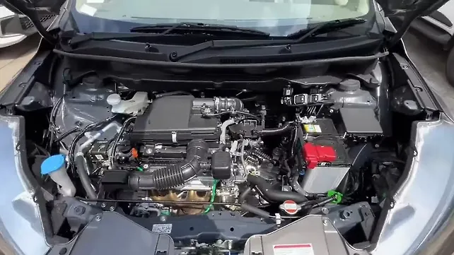 Toyota Rumion G variant arrives at dealership - CarWale