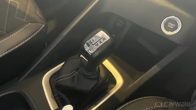 Nissan Magnite AMT interior images: Features at a glance - CarWale