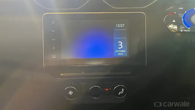 Nissan Magnite AMT interior images: Features at a glance - CarWale