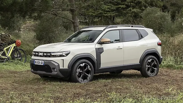 India-bound Renault (Dacia) Duster First look - CarWale