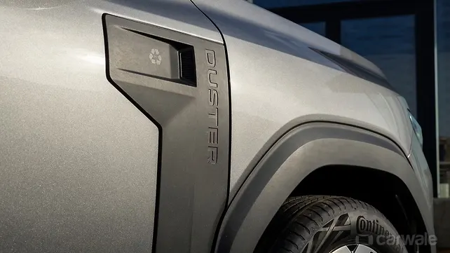 New Renault Duster unveiled: Now in pictures - CarWale