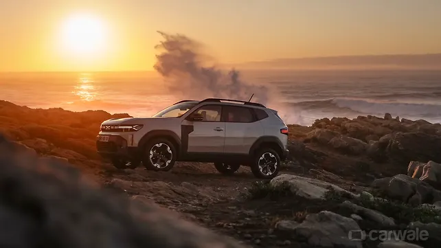 New Renault Duster unveiled: Now in pictures - CarWale