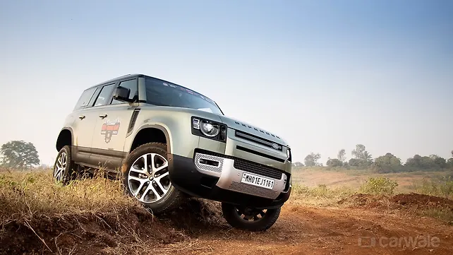 CarWale Off-Road Day 2023: Land Rover Defender 110 - CarWale