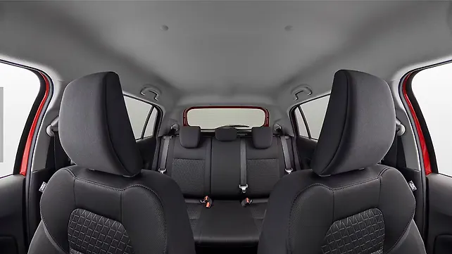 Maruti Suzuki Swift base variant revealed | CarTrade