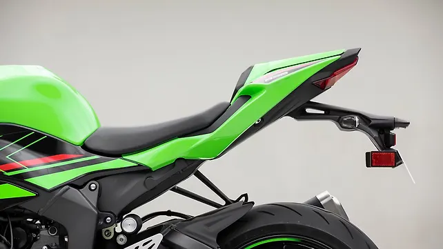 Kawasaki Ninja ZX-6R 360 view - BikeWale