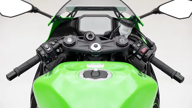 Kawasaki Ninja ZX-6R [2024] 360 view - BikeWale