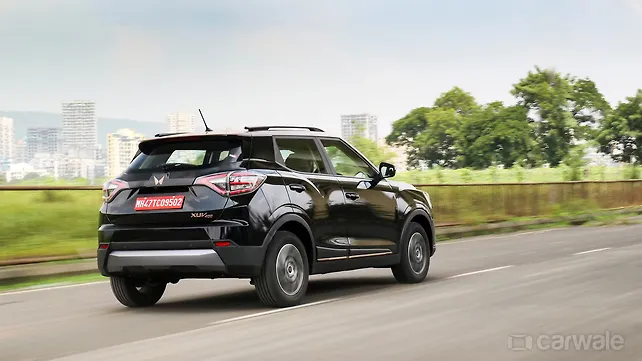 Mahindra XUV400 Price - Images, Colours & Reviews - CarWale
