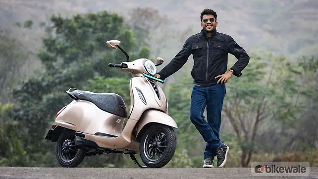 2024 Bajaj Chetak electric scooter: First Ride Review - BikeWale